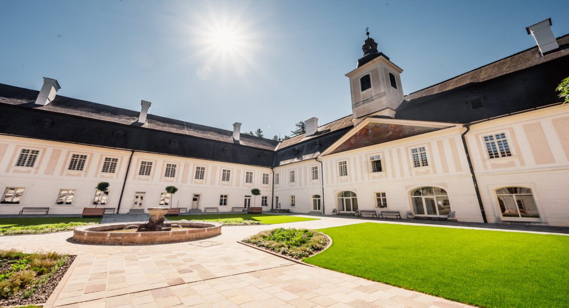 Kaštieľ vo Svätom Antone | slovander